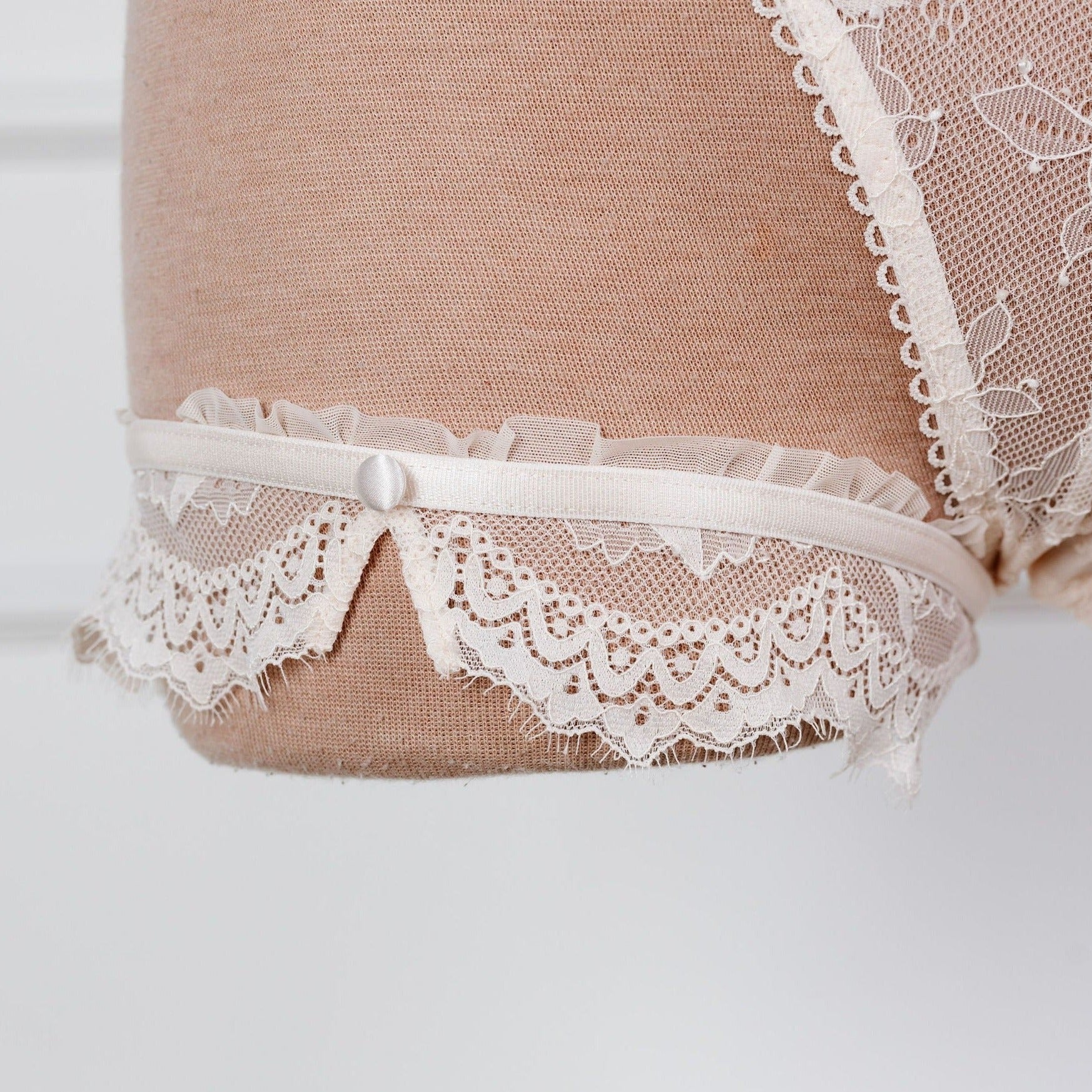 Eyelash Lace Leg Garter - Champagne | Mentionables